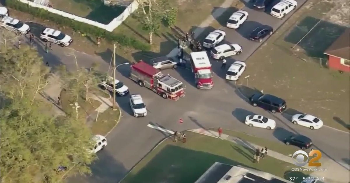 Searching For Motive Behind Deadly Orlando Shooting Spree Cbs New York