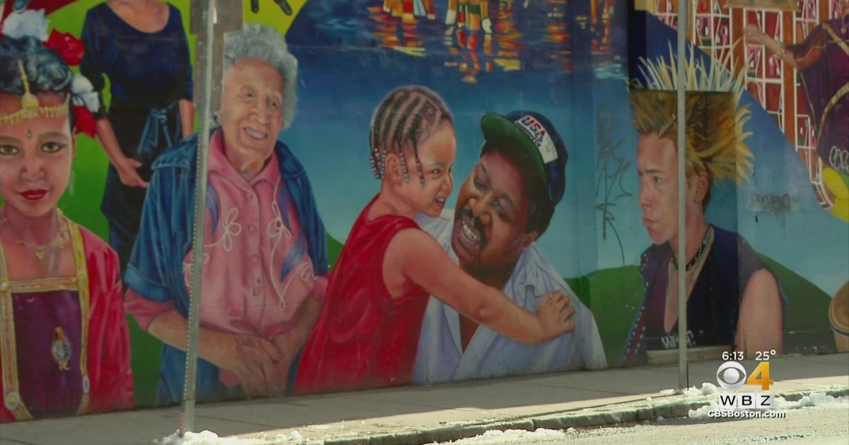 Neighbors push to save iconic Cambridge mural with rich history - CBS ...