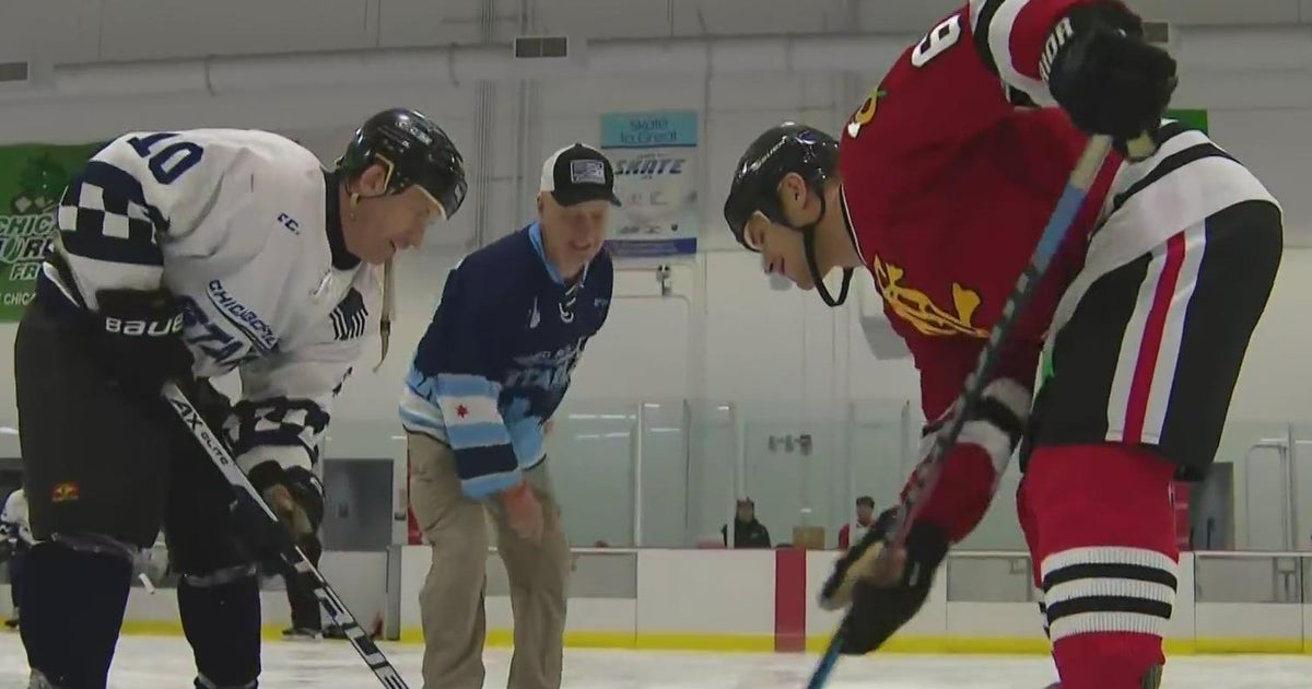 Chicago Police Fire Departments Host Annual Charity Hockey Game Cbs