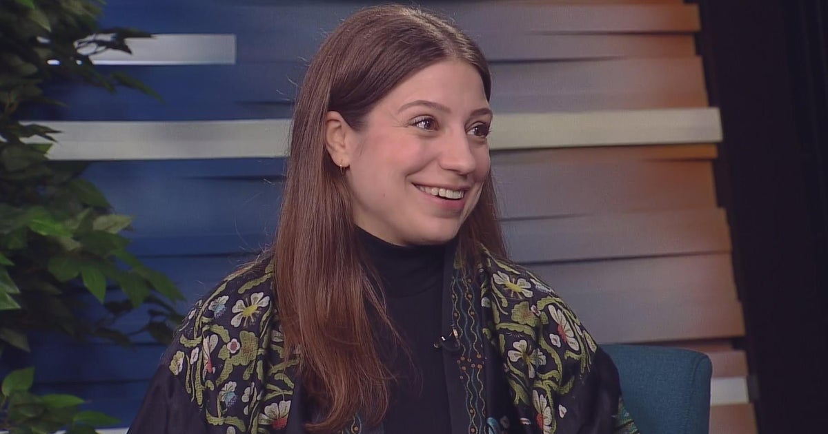 Ukrainian conductor offering help on frontlines - CBS Minnesota