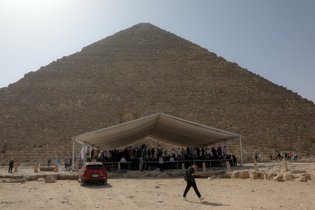 Cosmic rays help reveal corridor hidden in Egypt's Great Pyramid of ...