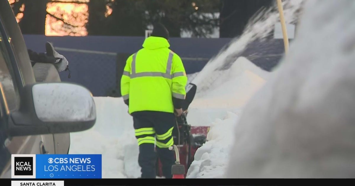 Caltrans reopens major freeways to San Bernardino Mountains for residents only - CBS Los Angeles