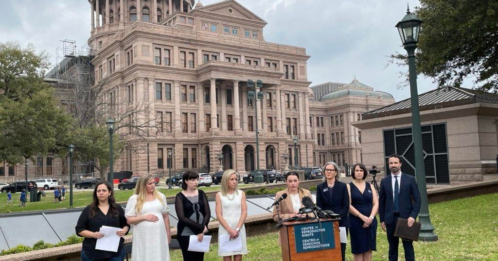 Women sue Texas over abortion ban, say it risked their lives - CBS Texas