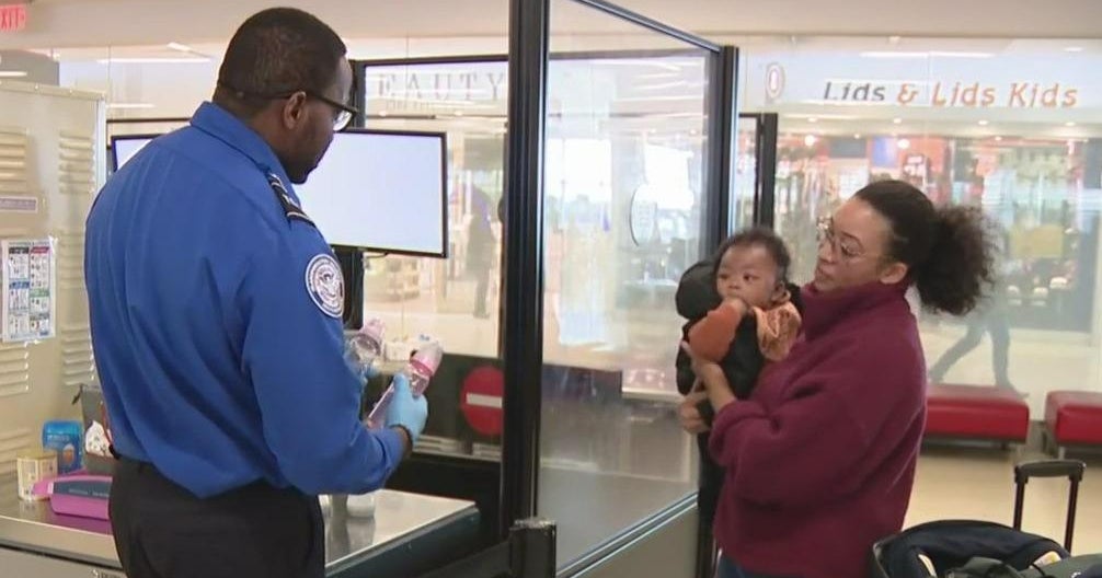 TSA holds demo at PHL on traveling with small children - CBS Philadelphia