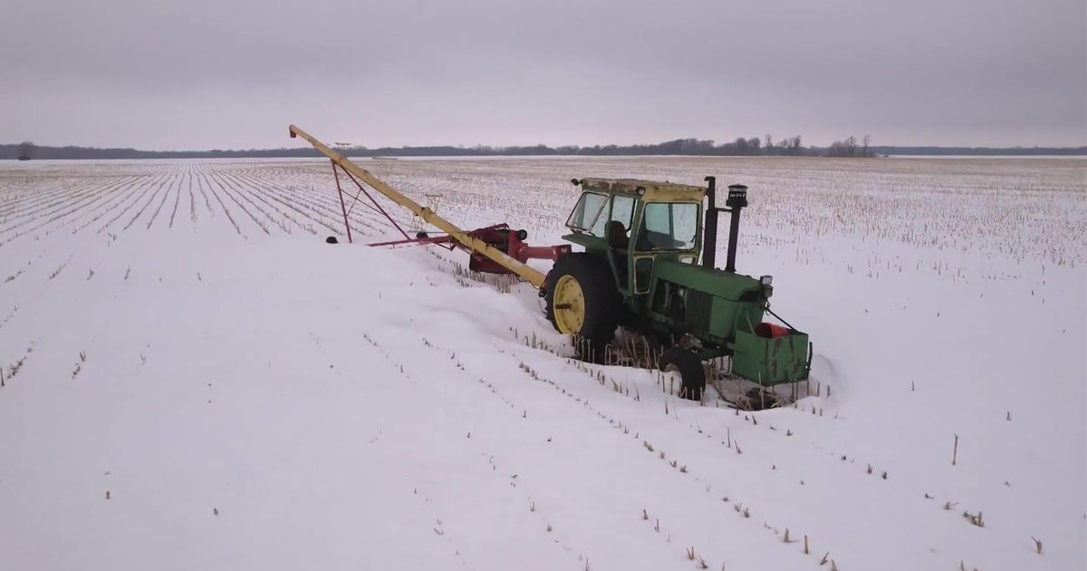 Minnesota farmers face mounting expenses - CBS Minnesota