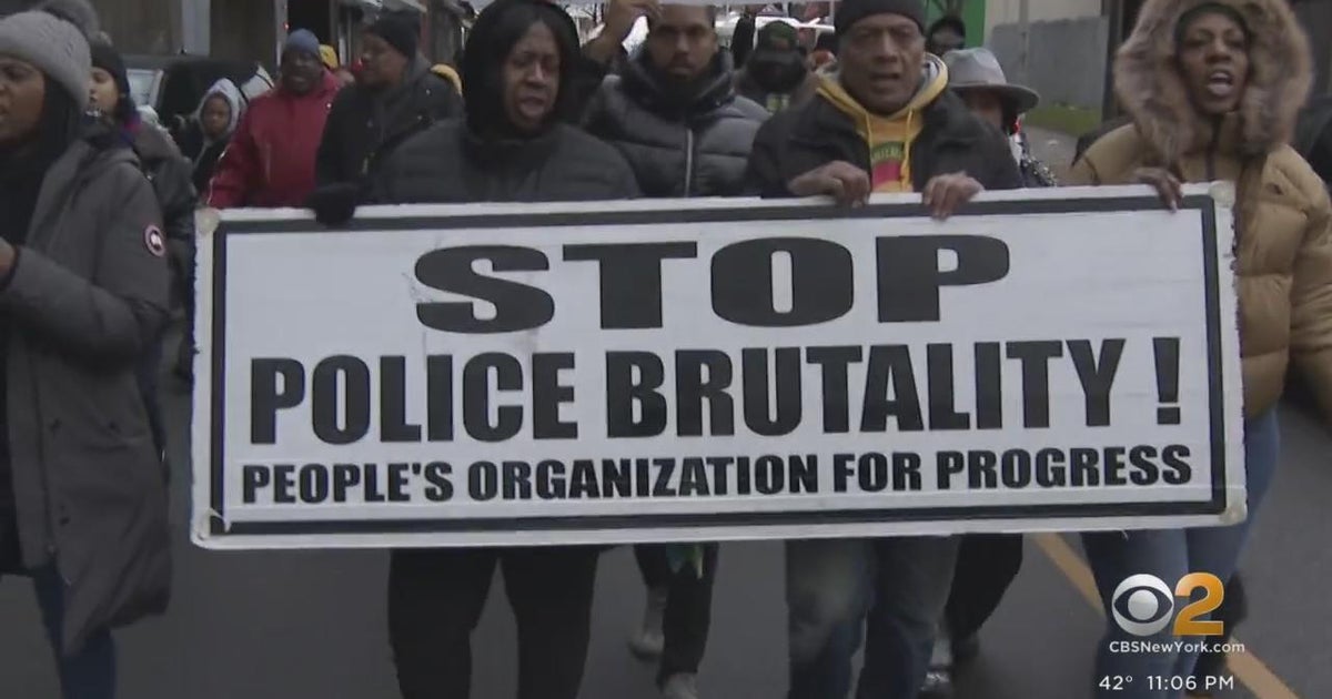 Paterson community calls for justice for Najee Seabrooks - CBS New York
