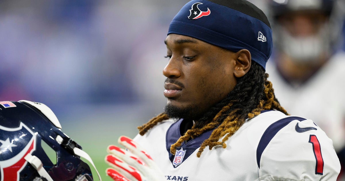 Broncos continue upgrades by signing special teams ace Tremon Smith ...