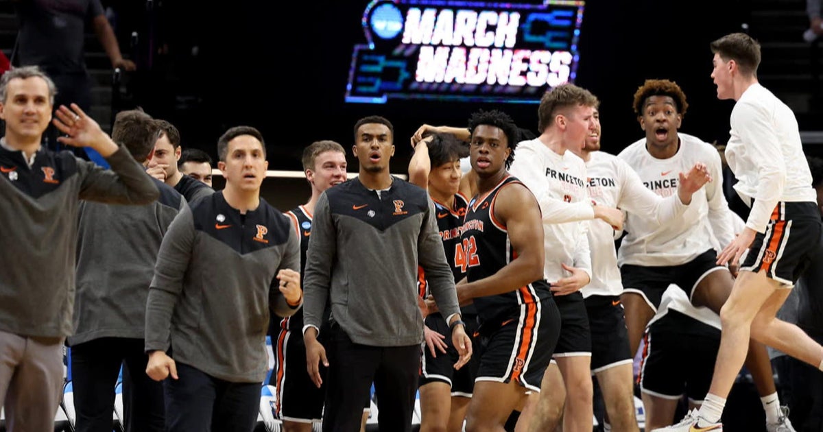 Major upsets highlight first day of NCAA men's basketball tournament ...