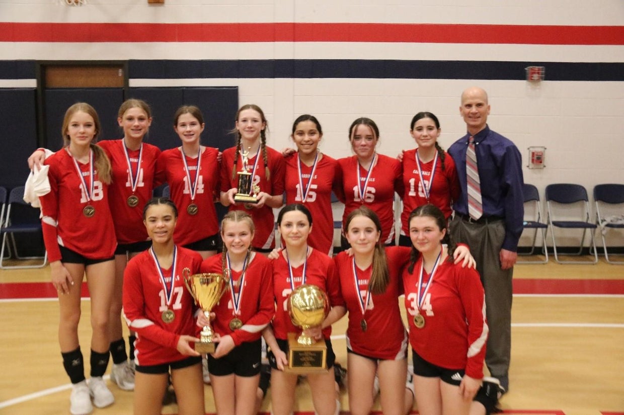 Palos Park Middle School girls' volleyball teams are champs - CBS Chicago