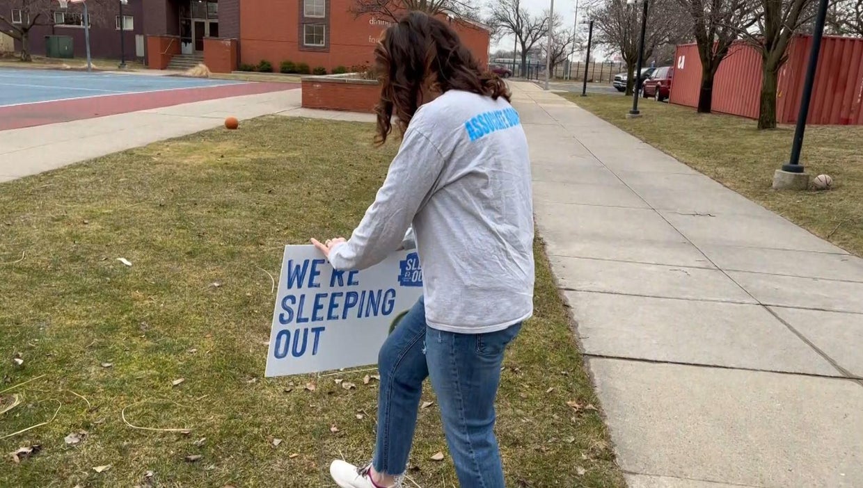 Annual "Sleep Out" event aims to raise awareness for homeless youth in ...