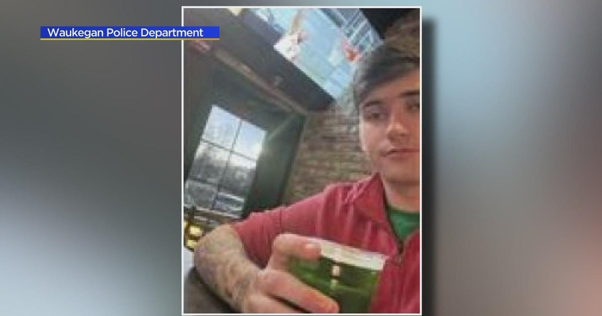 Mother holds out hope for U.S. Navy sailor missing since Saturday - CBS ...