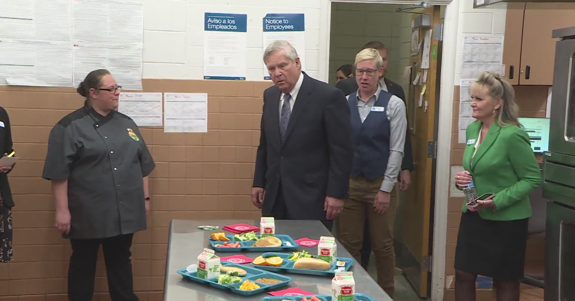 USDA Secretary Tom Vilsack praises Greeley Evans District 6 for healthy ...