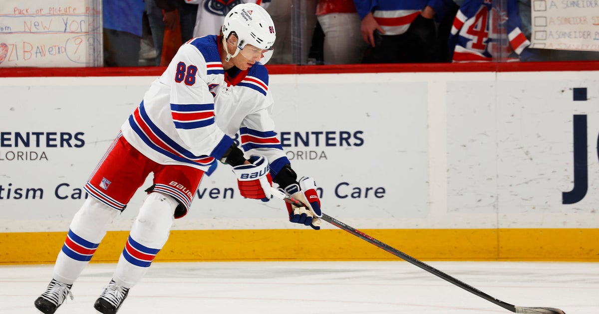 Rangers rally for 4 straight goals, beat Panthers - CBS New York