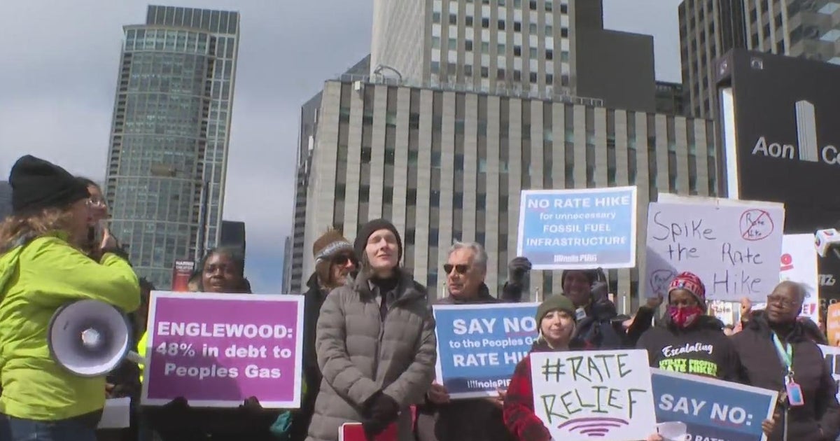 Protest at People's Gas as rate hike concerns customers - CBS Chicago