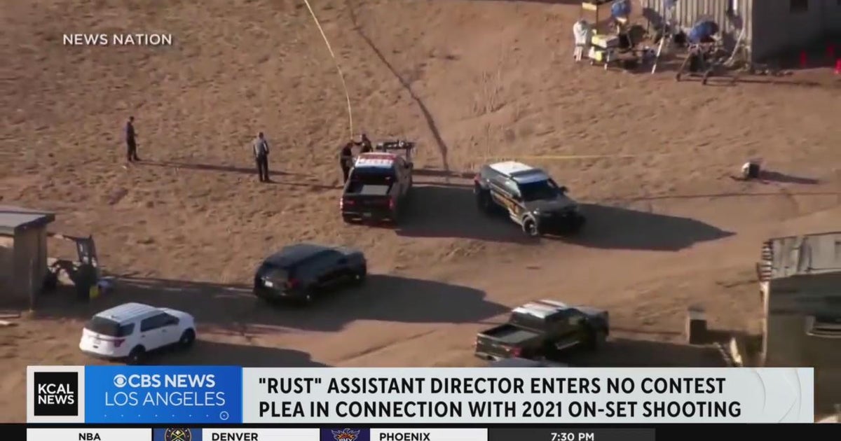 "Rust" assistant director David Halls pleads guilty to gun charge in ...