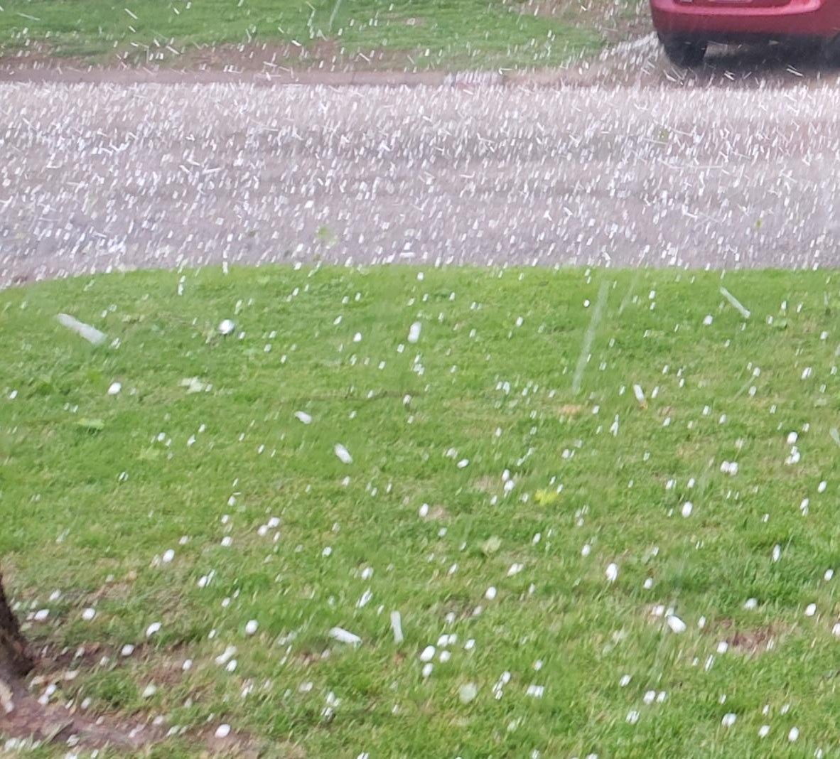 Hail and heavy rain batter parts of North Texas