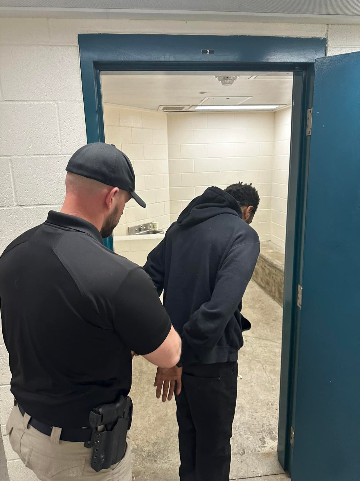 Homicide suspect wanted for a Bay Area murder was arrested in Modesto ...