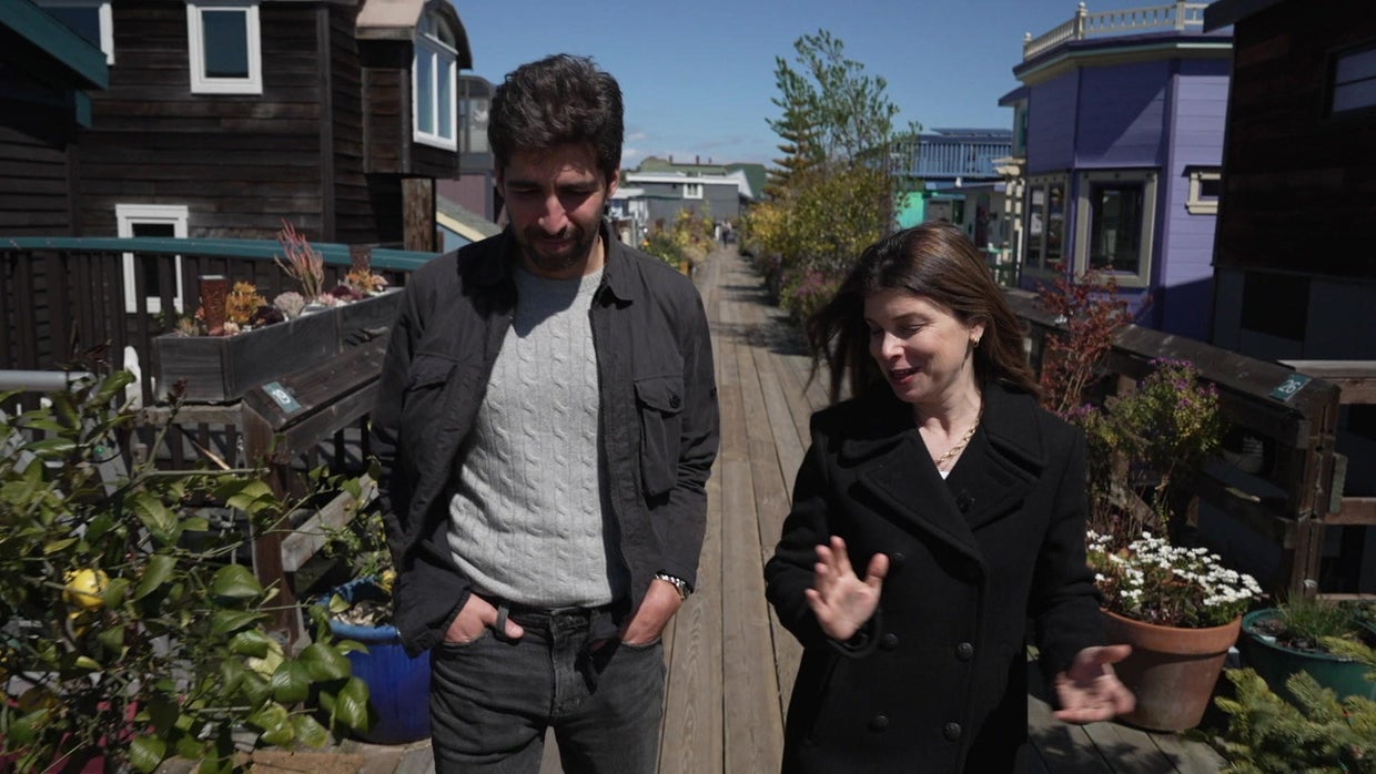 Laura Dave on "The Last Thing He Told Me" - CBS News