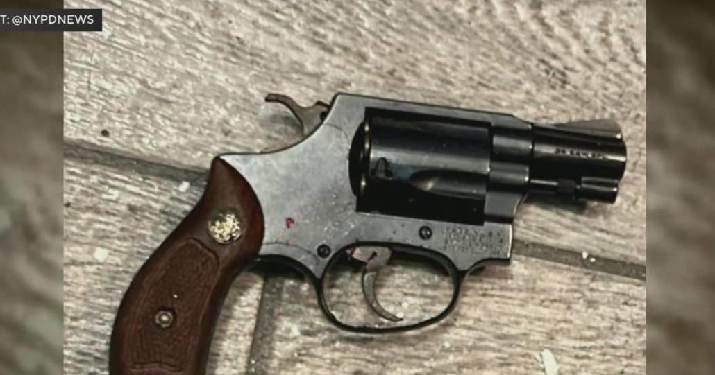 Neighbors skeptical after NYPD says 78-year-old man pointed gun at ...