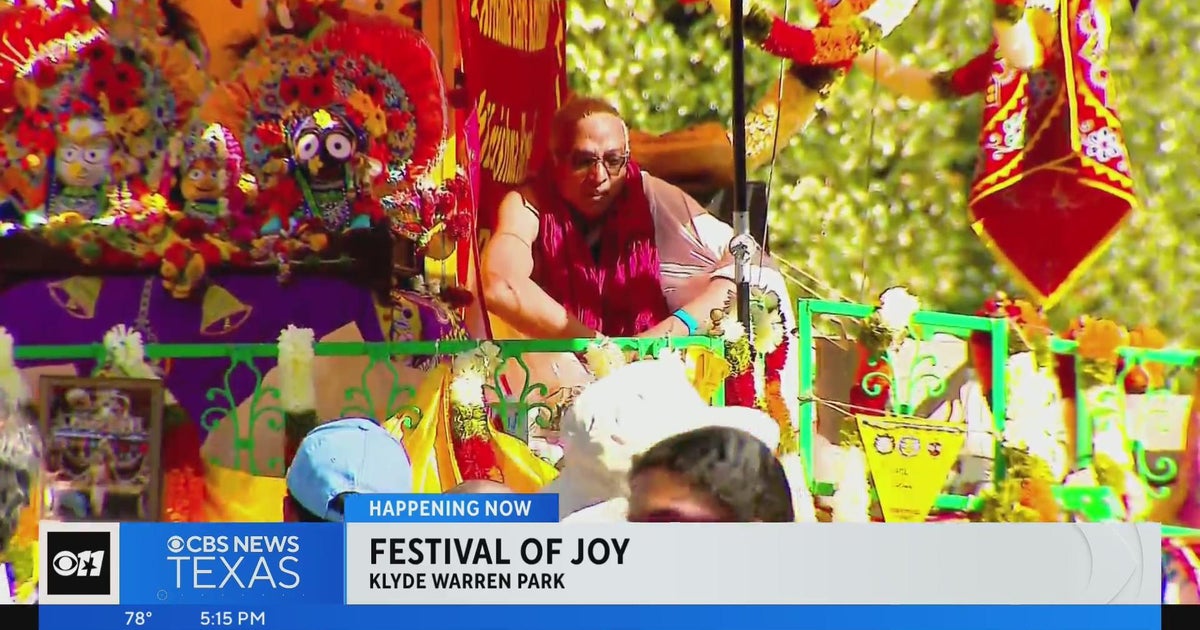 Festival of Joy kicks off in Dallas' Klyde Warren Park - CBS Texas