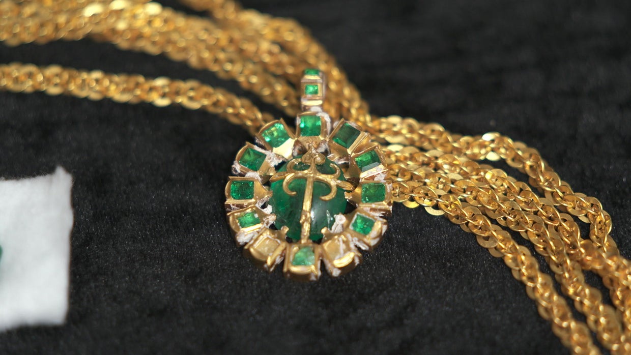 Hunting sunken treasure from a legendary shipwreck - CBS News