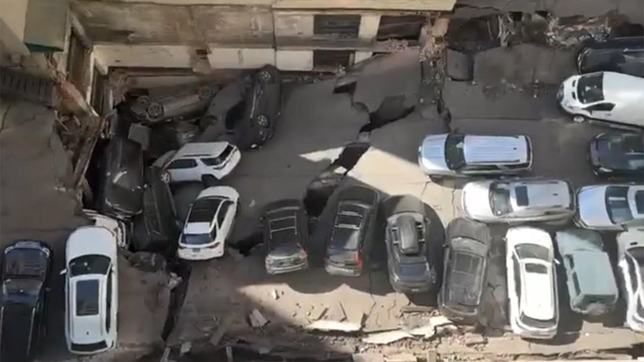 Building Collapse news - Today’s latest updates - CBS New York