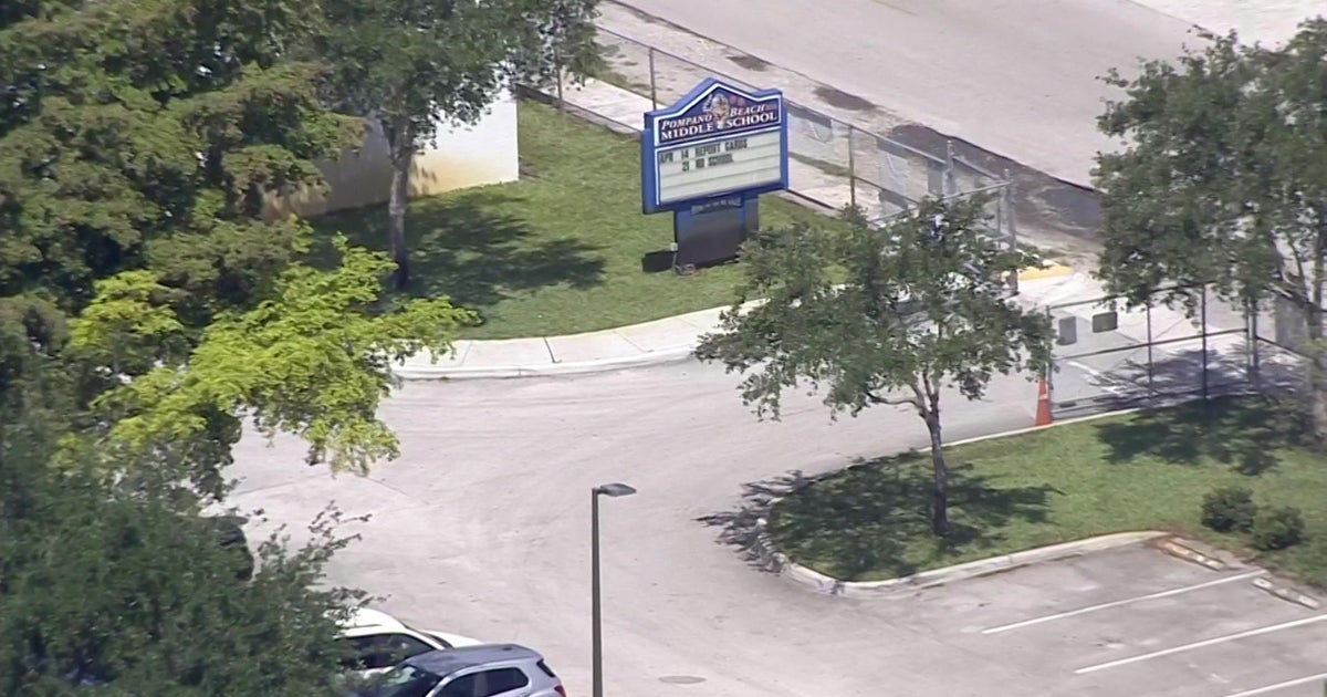 Bomb threat prompts evacuation of Pompano Beach Middle School - CBS Miami