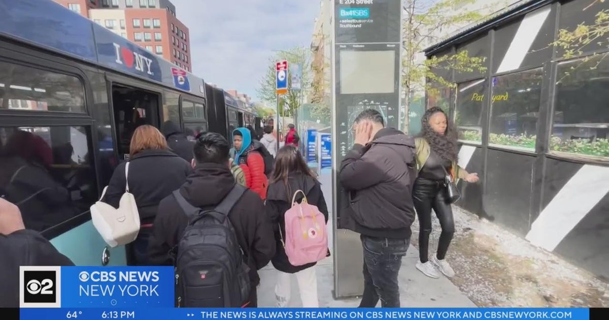 Bronx residents say sidewalk near bus stop is unsafe, overcrowded - CBS ...
