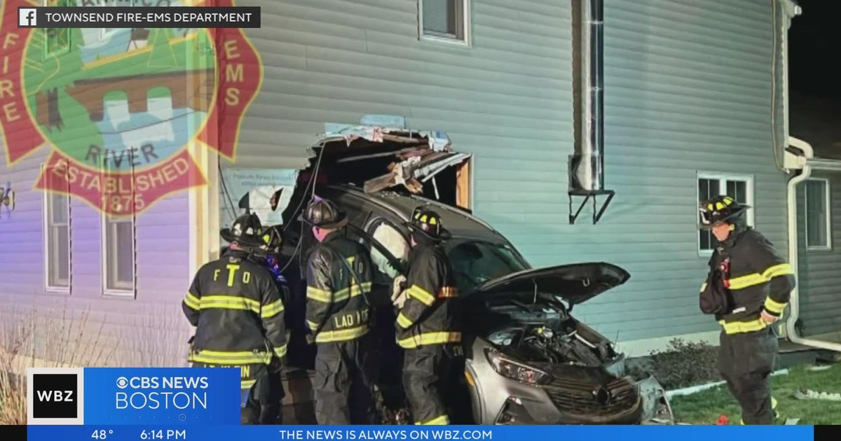 Townsend Police arrest man who fled traffic stop and crashed into home ...