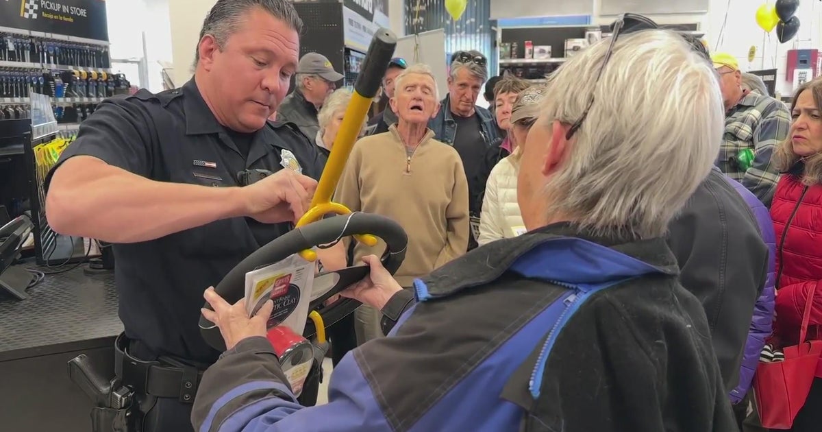 People line up to get free anti-auto-theft device in Denver as thefts ...
