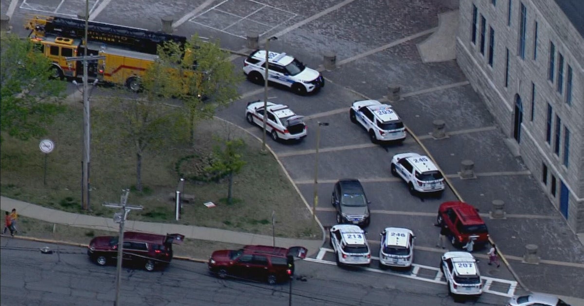 7 students and staff members taken to hospital after student sprays ...