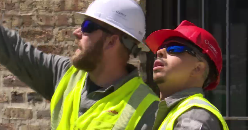 ComEd program trains workers for evolving energy industry - CBS Chicago