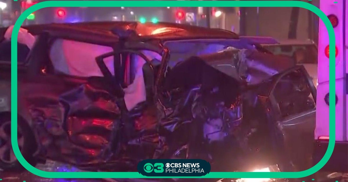 Police searching for suspect who caused violent crash involving SEPTA ...