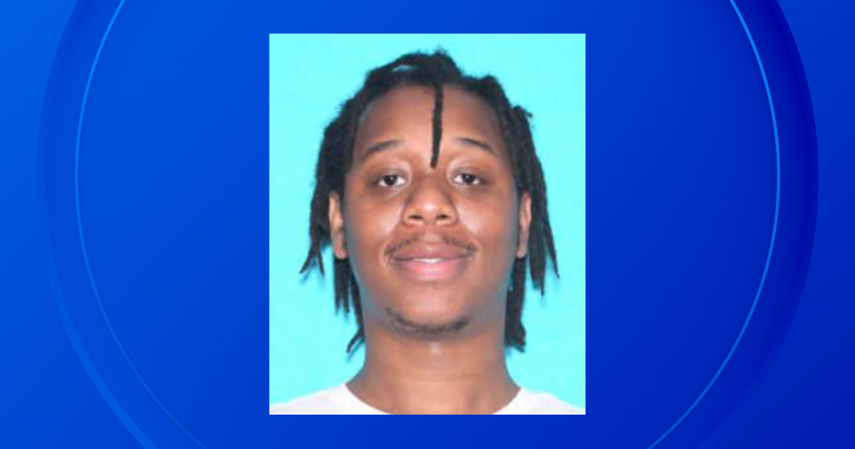 $5K reward for info on man wanted for setting woman's body on fire ...