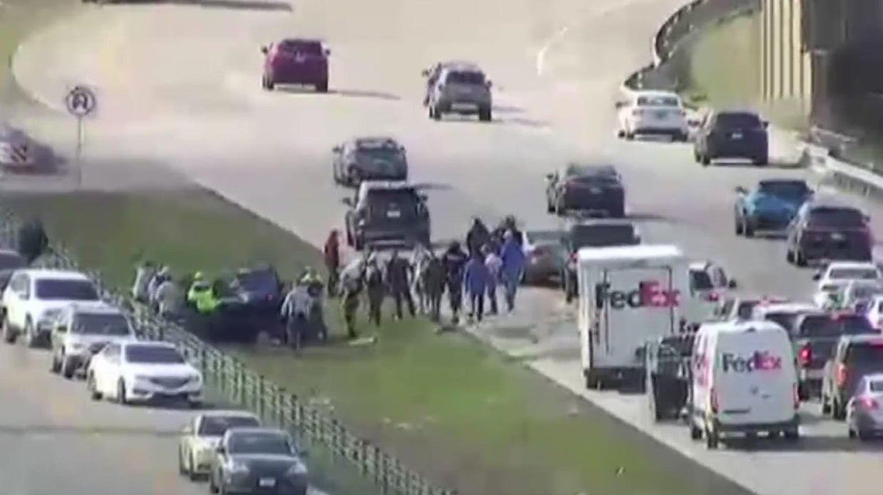 Watch: Onlookers jump out of cars to help during Maple Grove accident ...