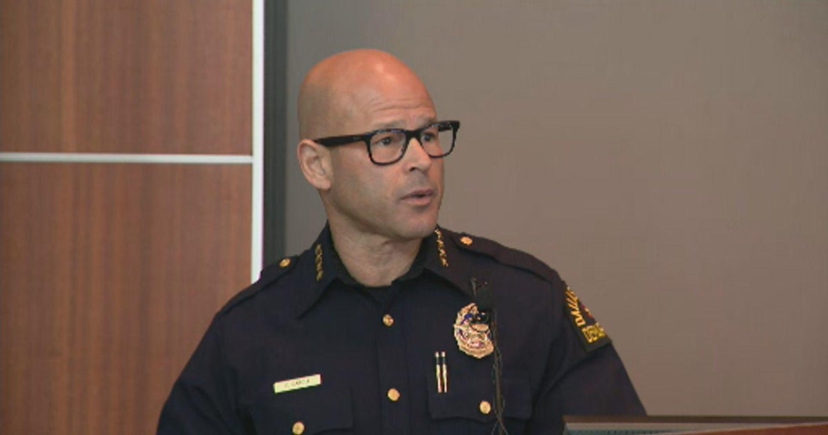 Dallas police release body cam video of officer-involved shooting - CBS ...