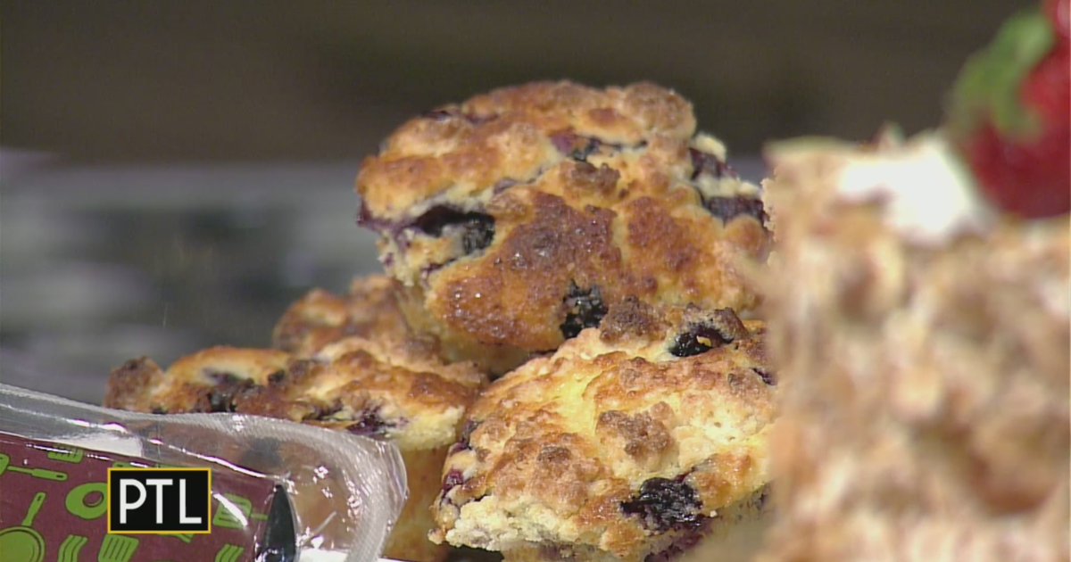 Cooking Corner: Ricotta Blueberry Muffins - CBS Pittsburgh