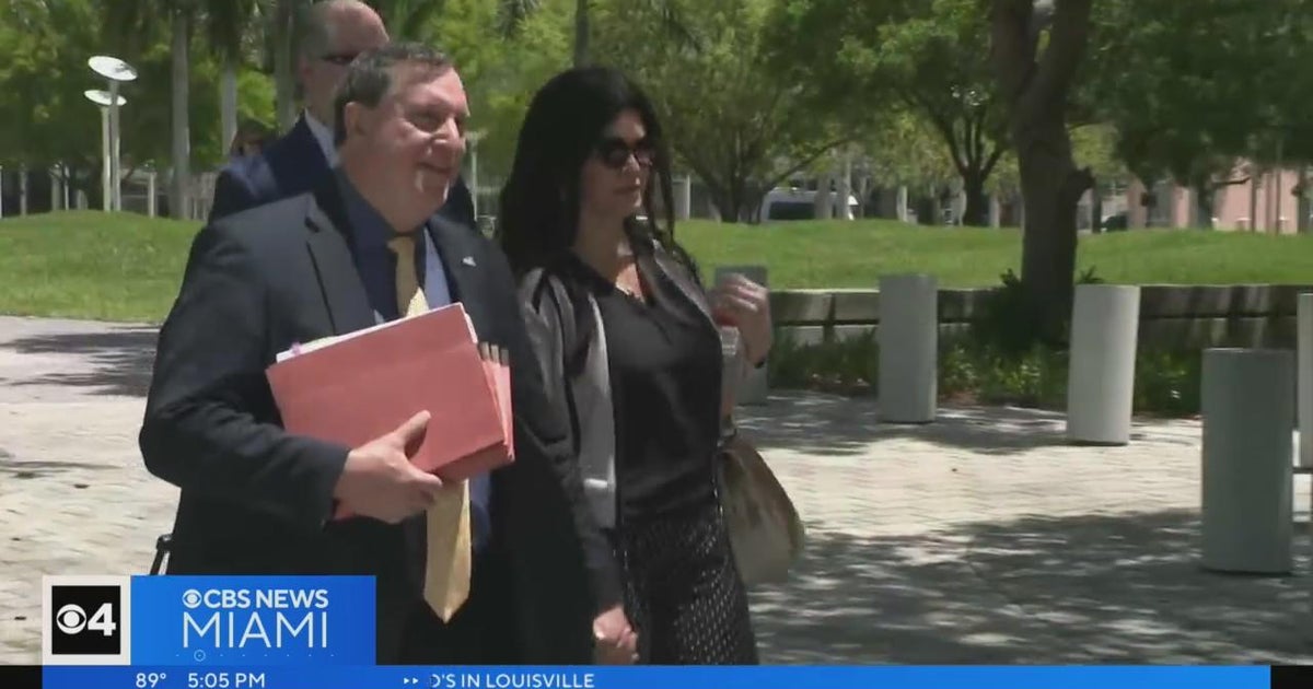 Miami commissioner Joe Carollo takes the stand for the third day - CBS ...