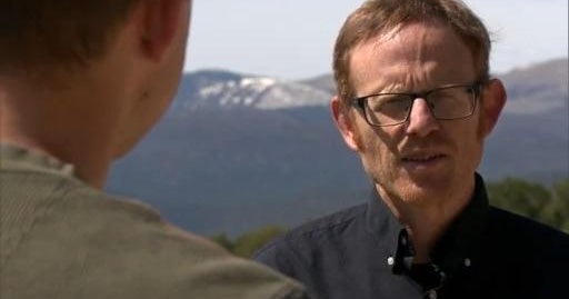 Wolf reintroduction plan passes final draft - CBS Colorado