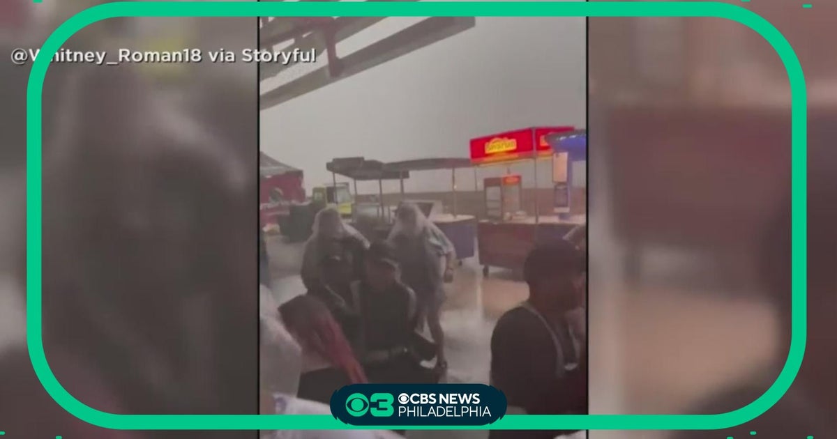 Taylor Swift fans shelter in place, Nashville concert delayed for hours ...