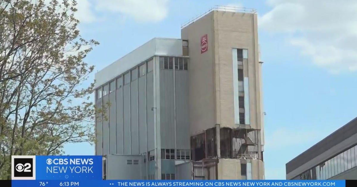 Nabisco tower implosion in Fair Lawn, NJ called off - CBS New York