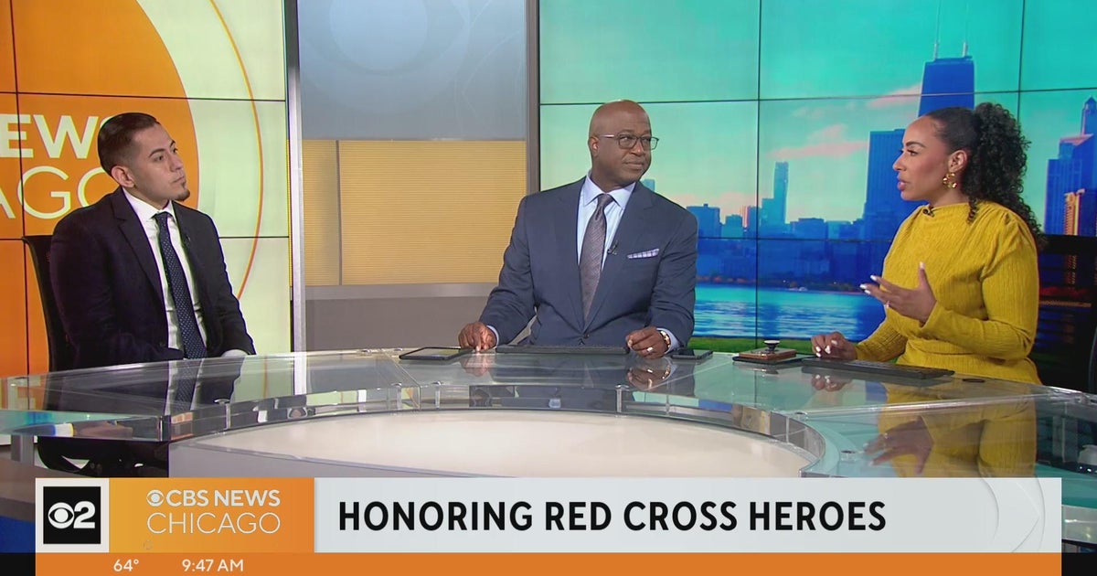 Red Cross Heroes: Berto Aguayo - CBS Chicago