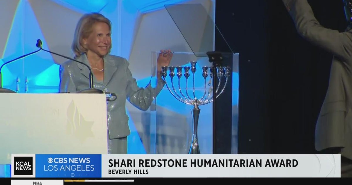 Shari Redstone with Humanitarian Award from Simon Wiesenthal Center - CBS Los Angeles