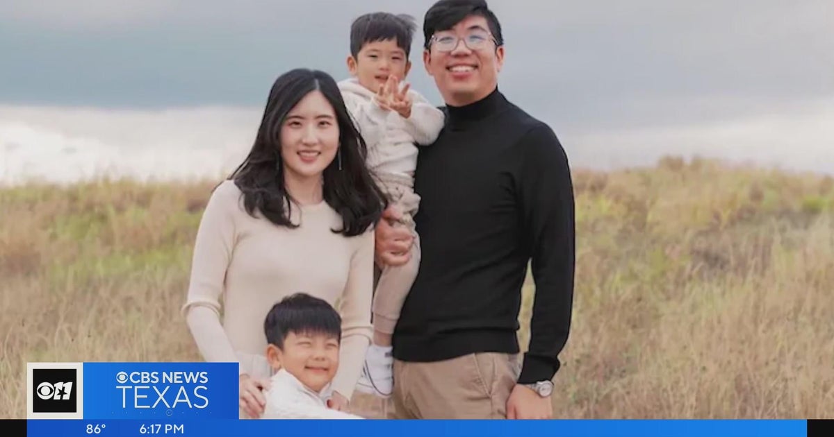 Owner of Plano restaurant remembers members of the Cho family - CBS Texas