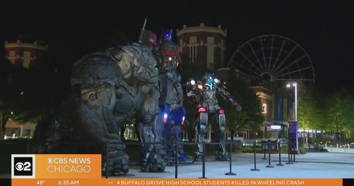 Transformers taking over Navy Pier ahead of 'Rise of the Beasts' - CBS ...