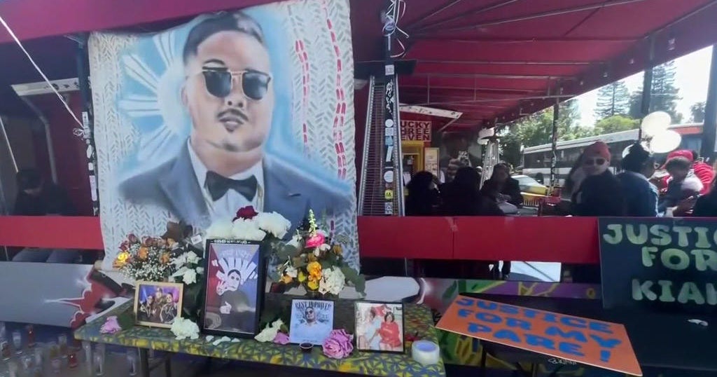 Oakland police call for public's help finding suspect in 2022 murder of ...