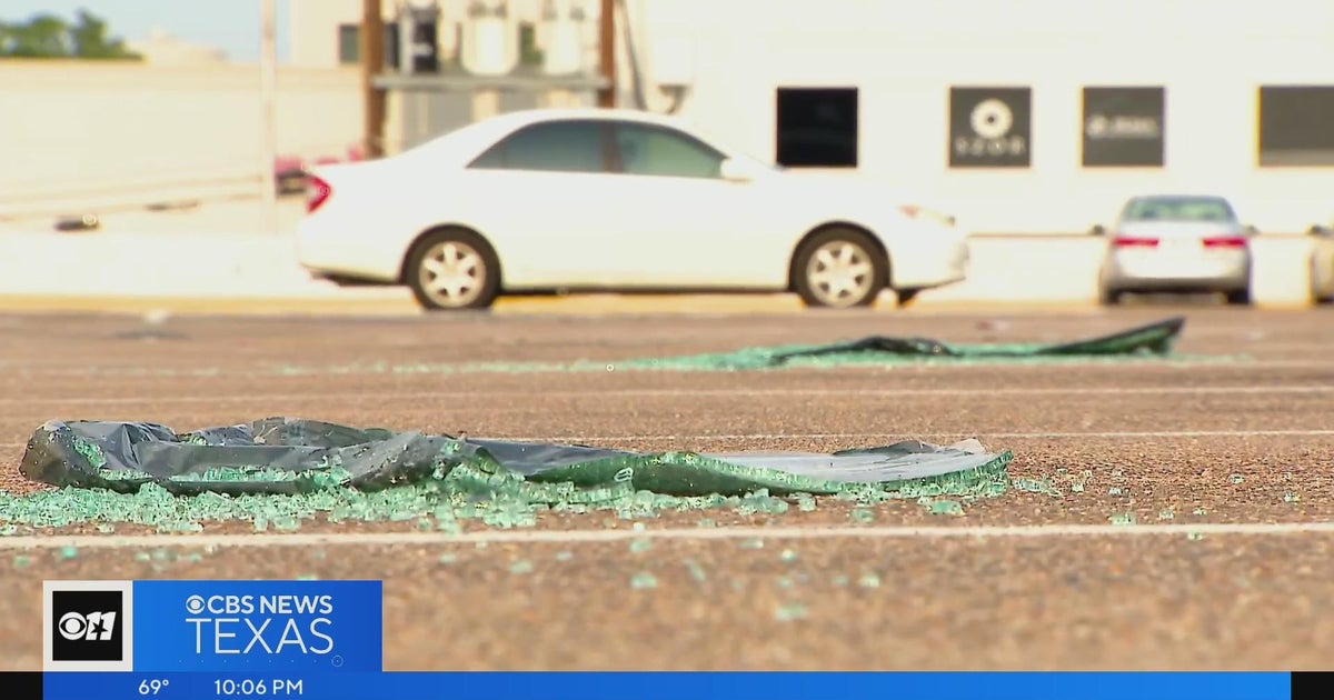 Dallas police searching for suspect in fatal shopping center shooting ...