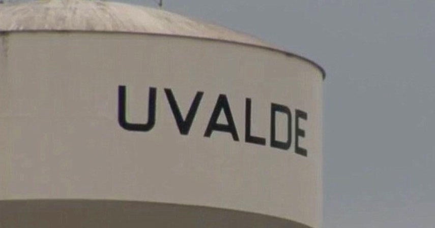Uvalde Mayor Cody Smith resigns, citing medical concerns - CBS Texas Uvalde Mayor Cody Smith resigns, citing medical concerns - CBS Texas