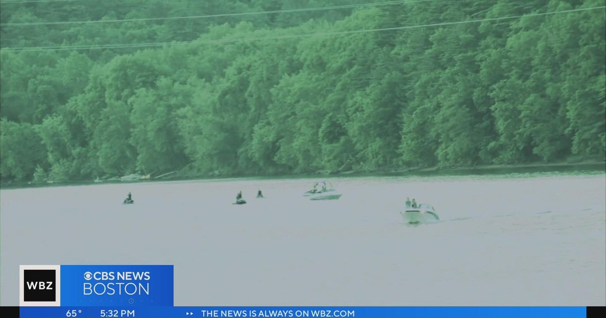 Crews search for missing jet skier on the Connecticut River in ...