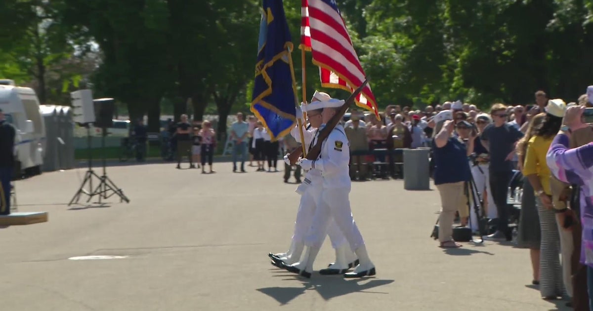 More than 1,200 people attend Memorial Day ceremony at Ft. Snelling ...